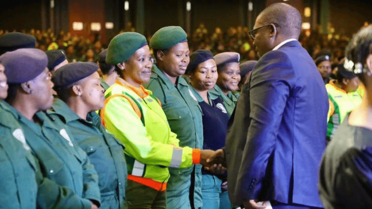 Daveyton Shooting: Gunmen Attack Gauteng Traffic Wardens, 5 Injured ...